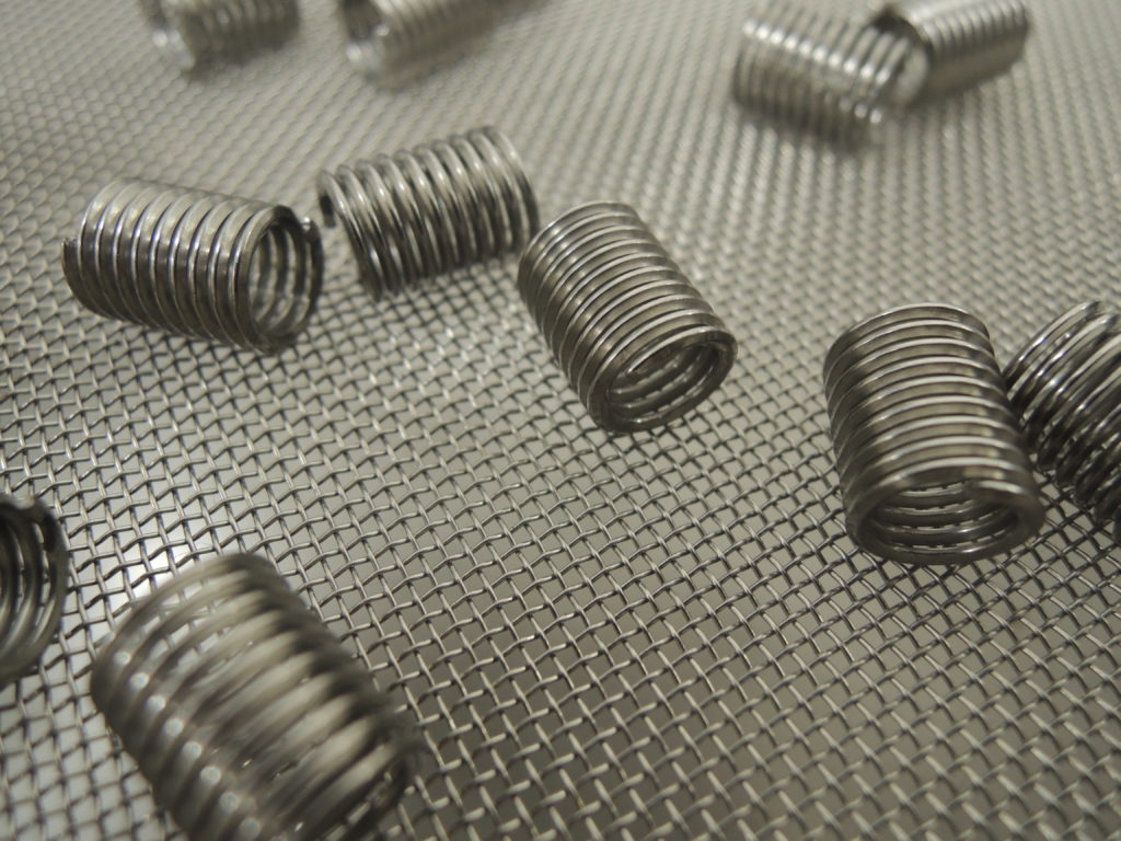 REDUCING PARTICULATES FROM METAL PRODUCTS IN MEDICAL DEVICES ...