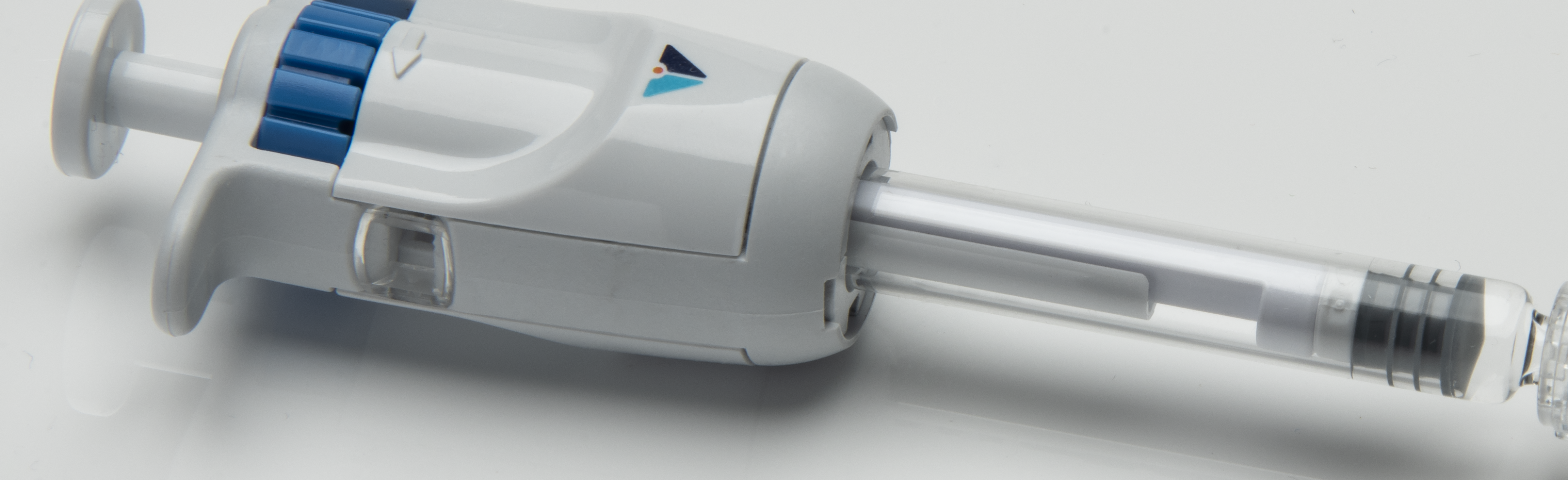 ACCURATE, PRECISE MICROLITRE DOSING WITH PREFILLABLE SYRINGES FOR ...