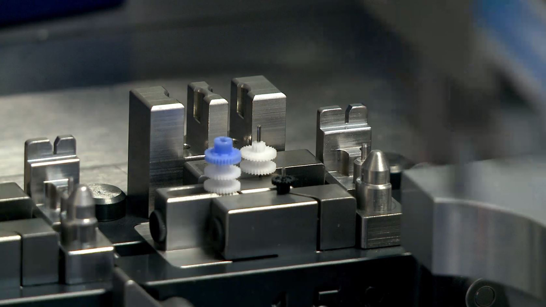 MIKRON AUTOMATION: A LEADER IN THE COMPLEX ASSEMBLY OF ON-BODY ...