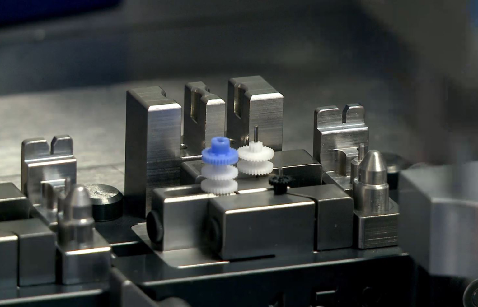 MIKRON AUTOMATION: A LEADER IN THE COMPLEX ASSEMBLY OF ON-BODY ...